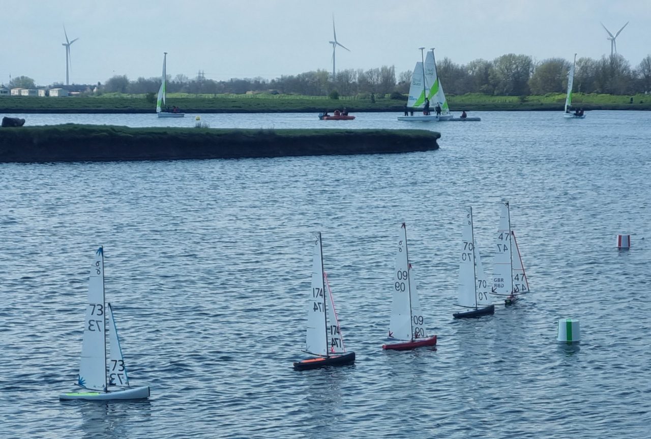 RG65 UK Class Association – Home of RG65 Class radio sailing in the UK